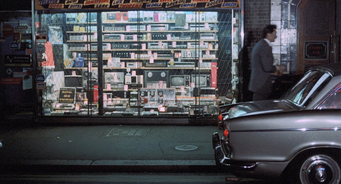 Stereo Shop, England 1974 (from the movie Craze) - Hi-Fi Corner - Naim ...