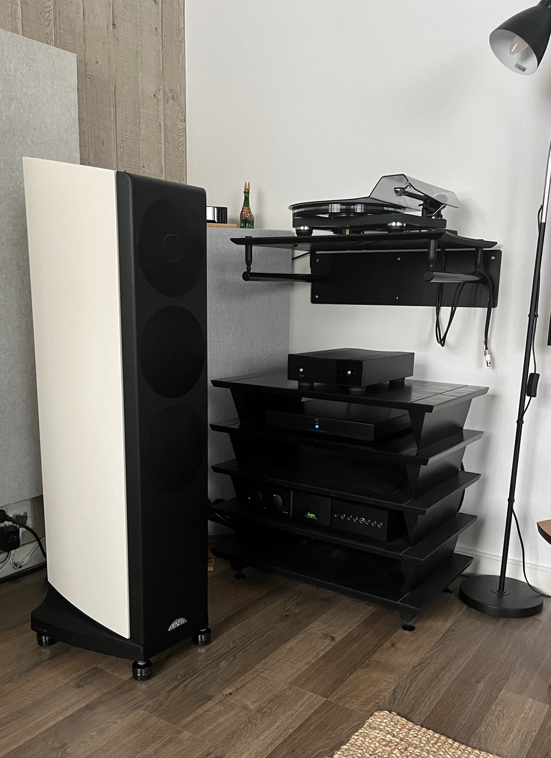 Turntable wall shelf - Any new options? - Hi-Fi Corner - Naim Audio ...